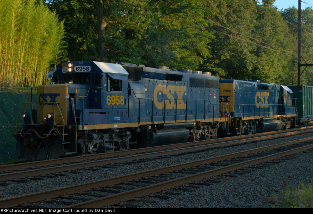 CSX 6958, 2358 lead Q706-23